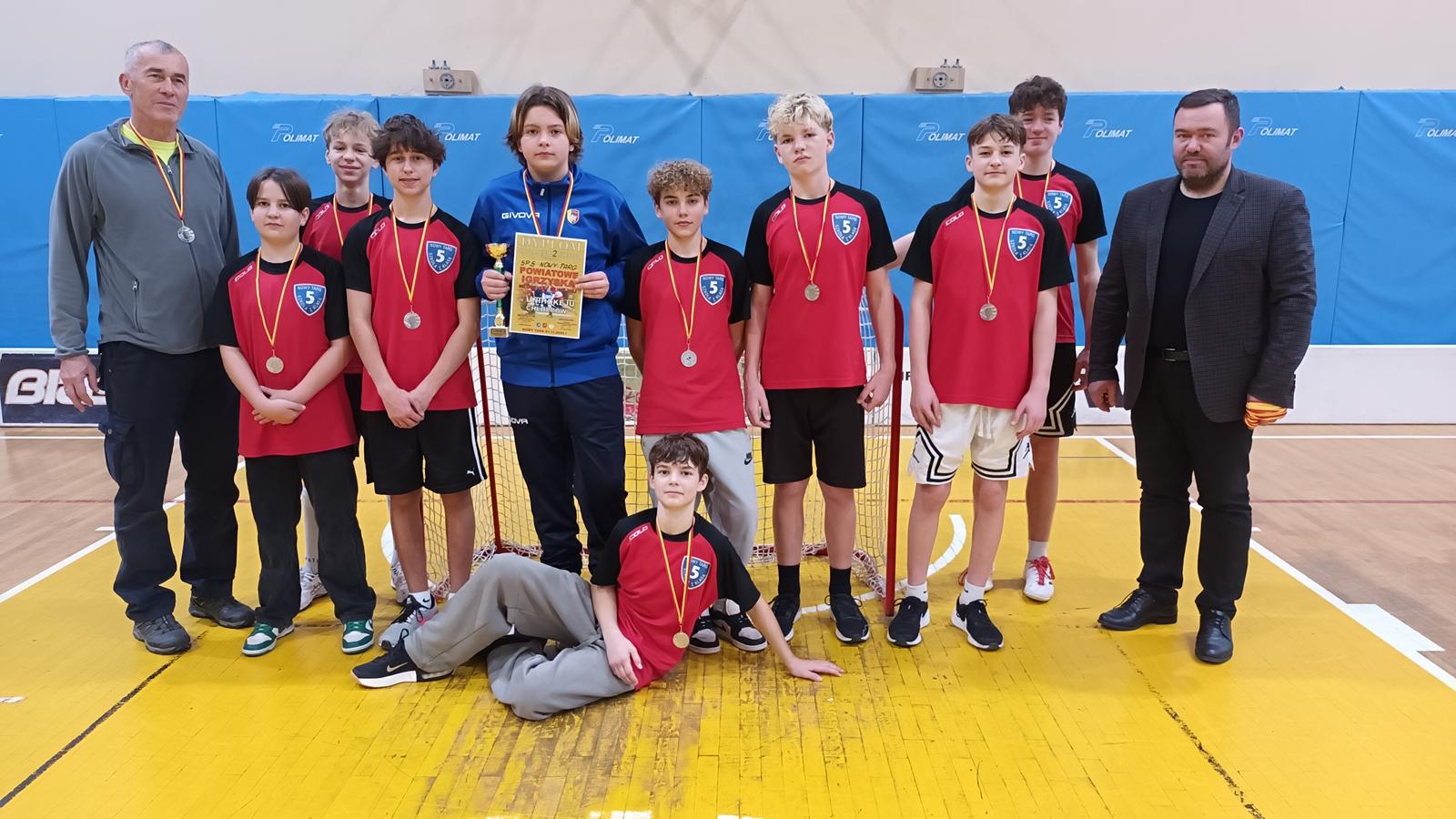 SP11 Nowy Targ najlepsza w powiecie. Chłopcy zagrają w zawodach wojewódzkich - NowyTarg24.tv